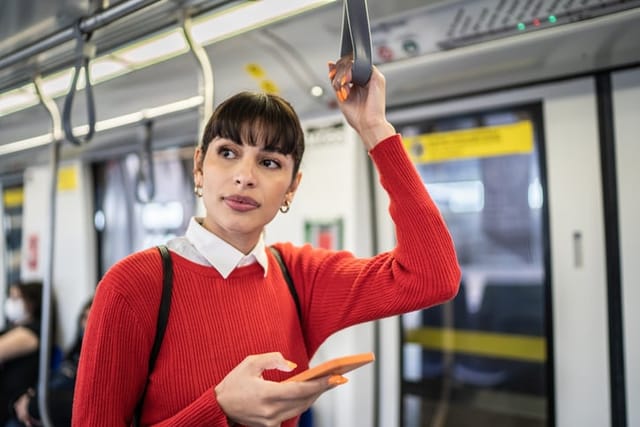 9 Signs You're Not Anti-Social, You're Just Comfortable Being Alone