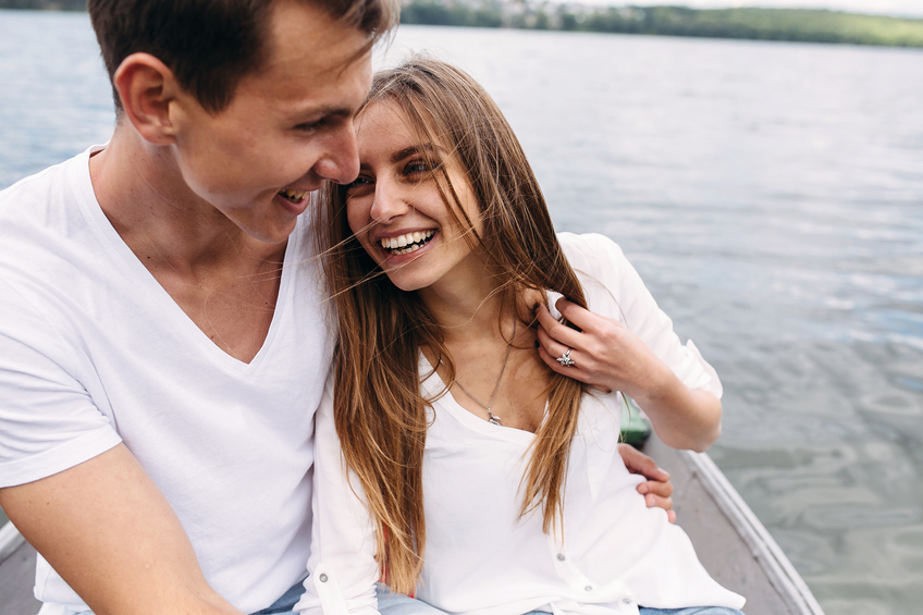 12 Signs He's An Undercover Player