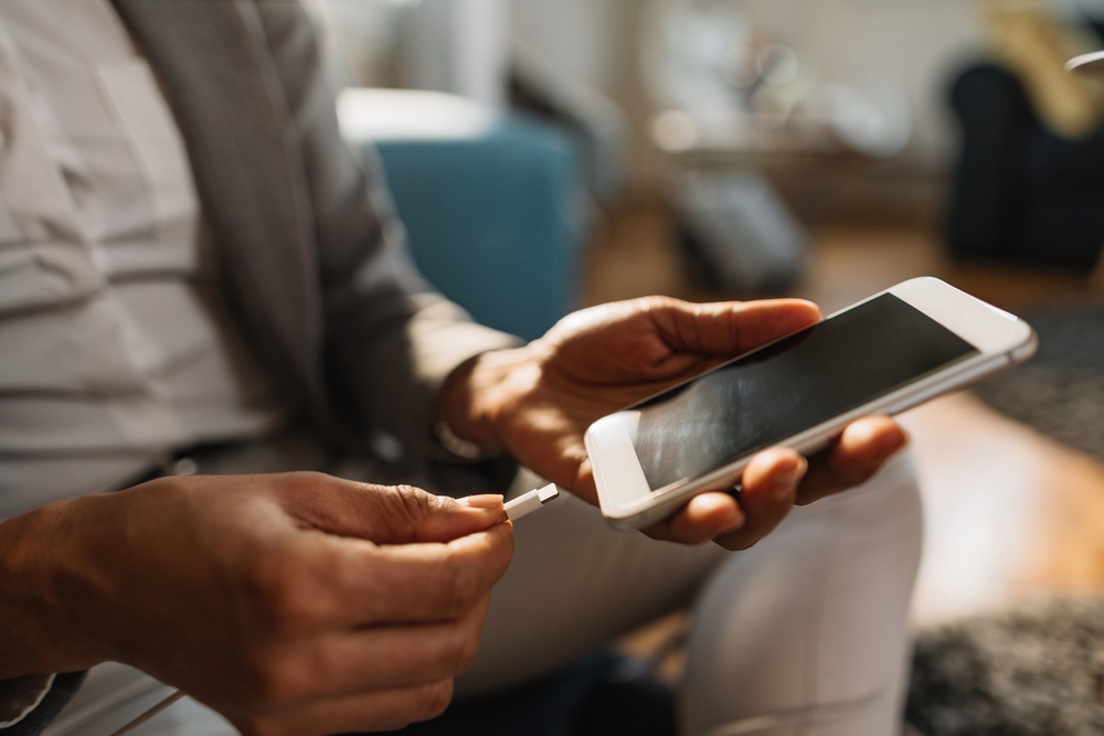 If Your Phone Gets Hot While Charging, Here's When To Worry